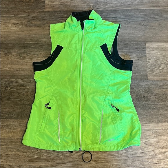 Brooks | Jackets & Coats | Brooks Reflective Zip Up Neon Green Running ...